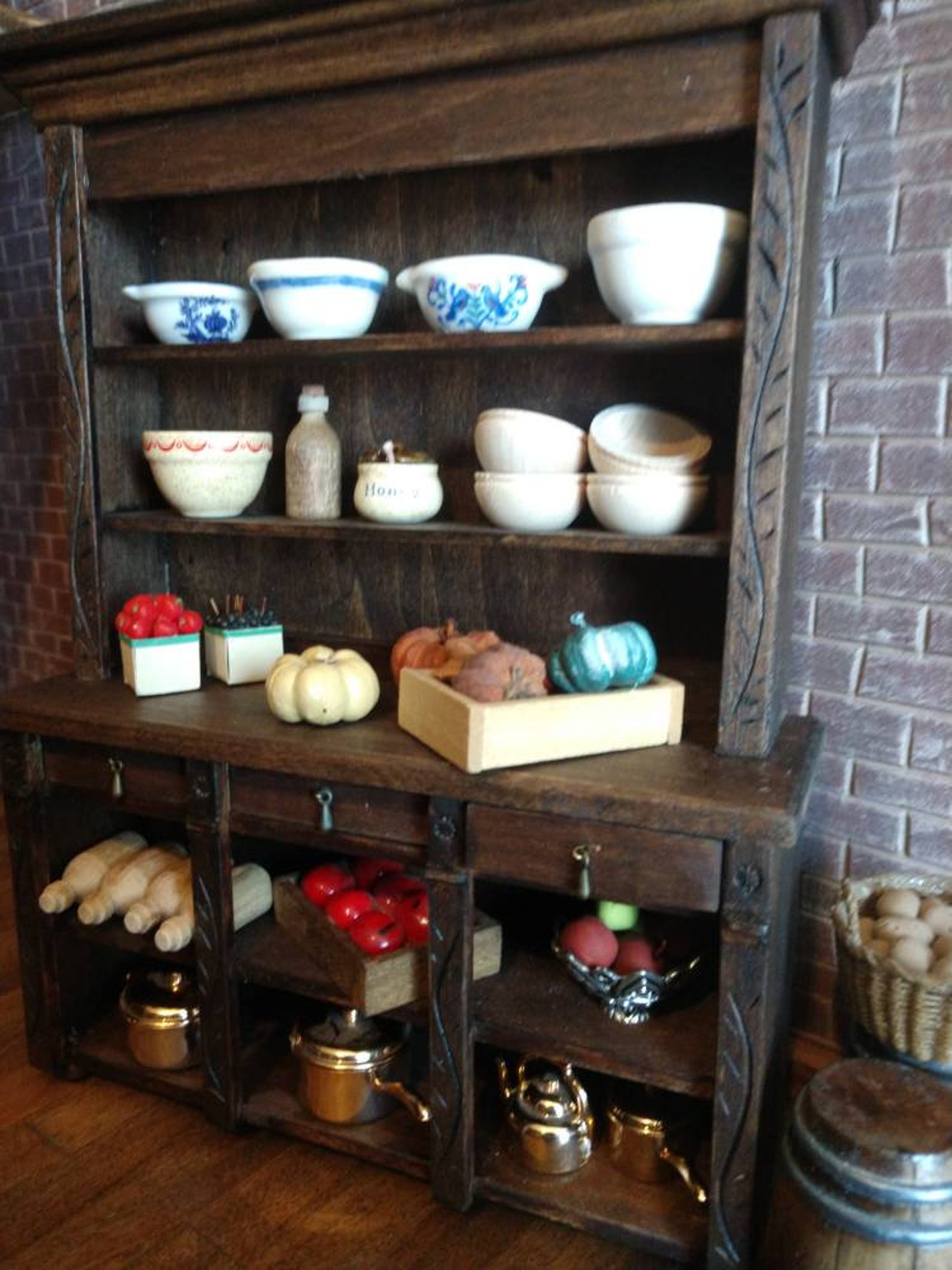 Country Welsh Dresser / Hutch Cupboard With Drawers Dollhouse Miniature ...