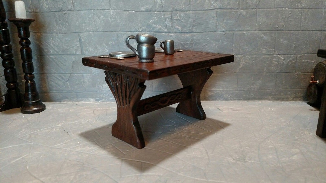 Hand Carved Druids' Tree & Celtic Knot Table Dollhouse Miniature 1:12 ...