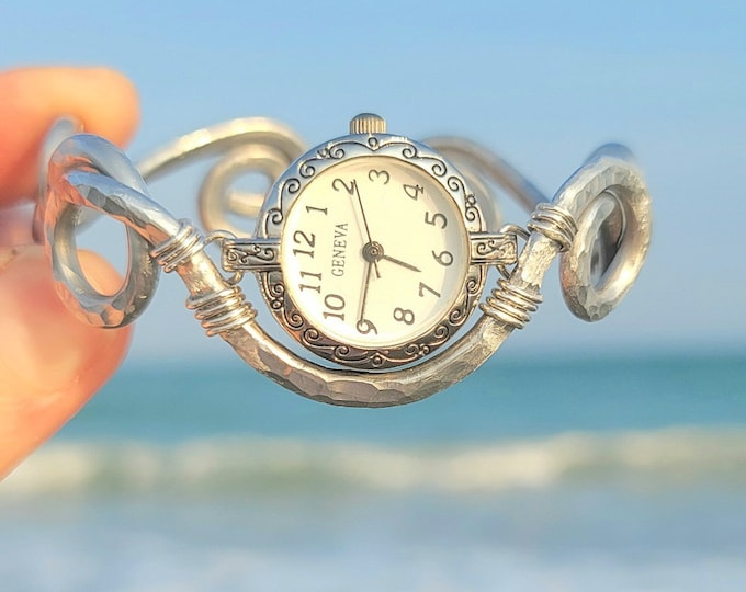 Rare Vintage 1950s Swiss Made Art Deco 17 Jewels Wind up Brushed Gold ...