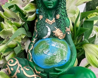 Mother Earth Statue - Etsy