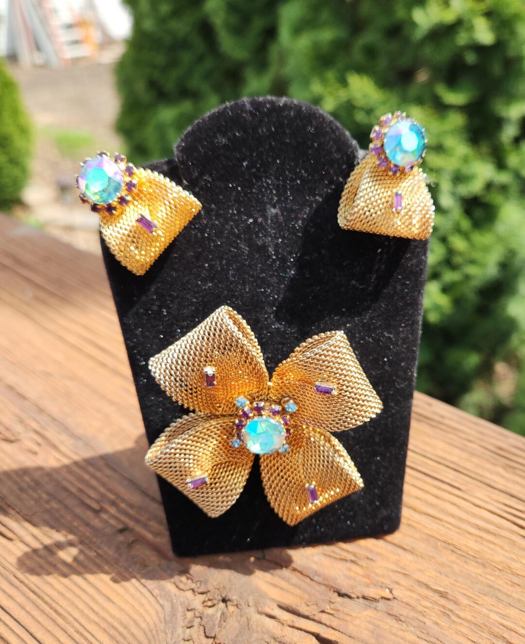 Vintage Hobe' Gold Mesh Bow Brooch and Clip Earrings Rhinestone Accents ...