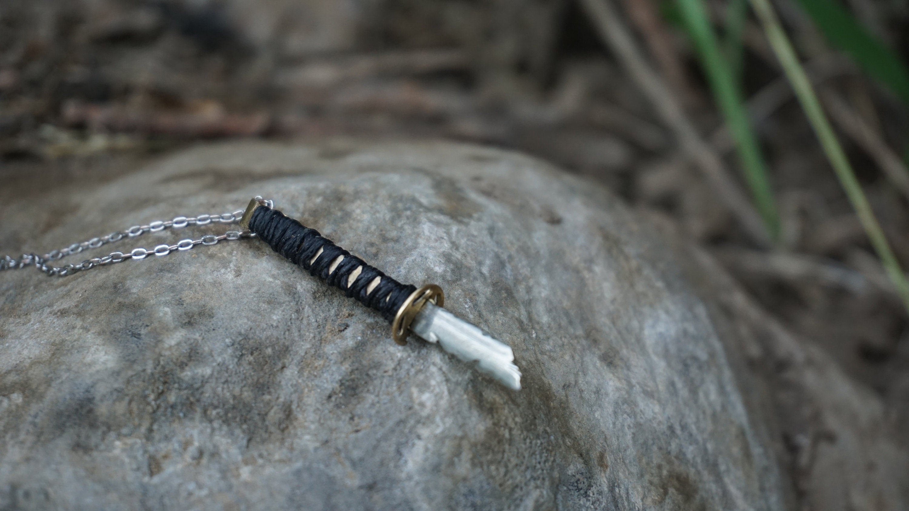 Ronin Broken Katana Sword Necklace - Etsy