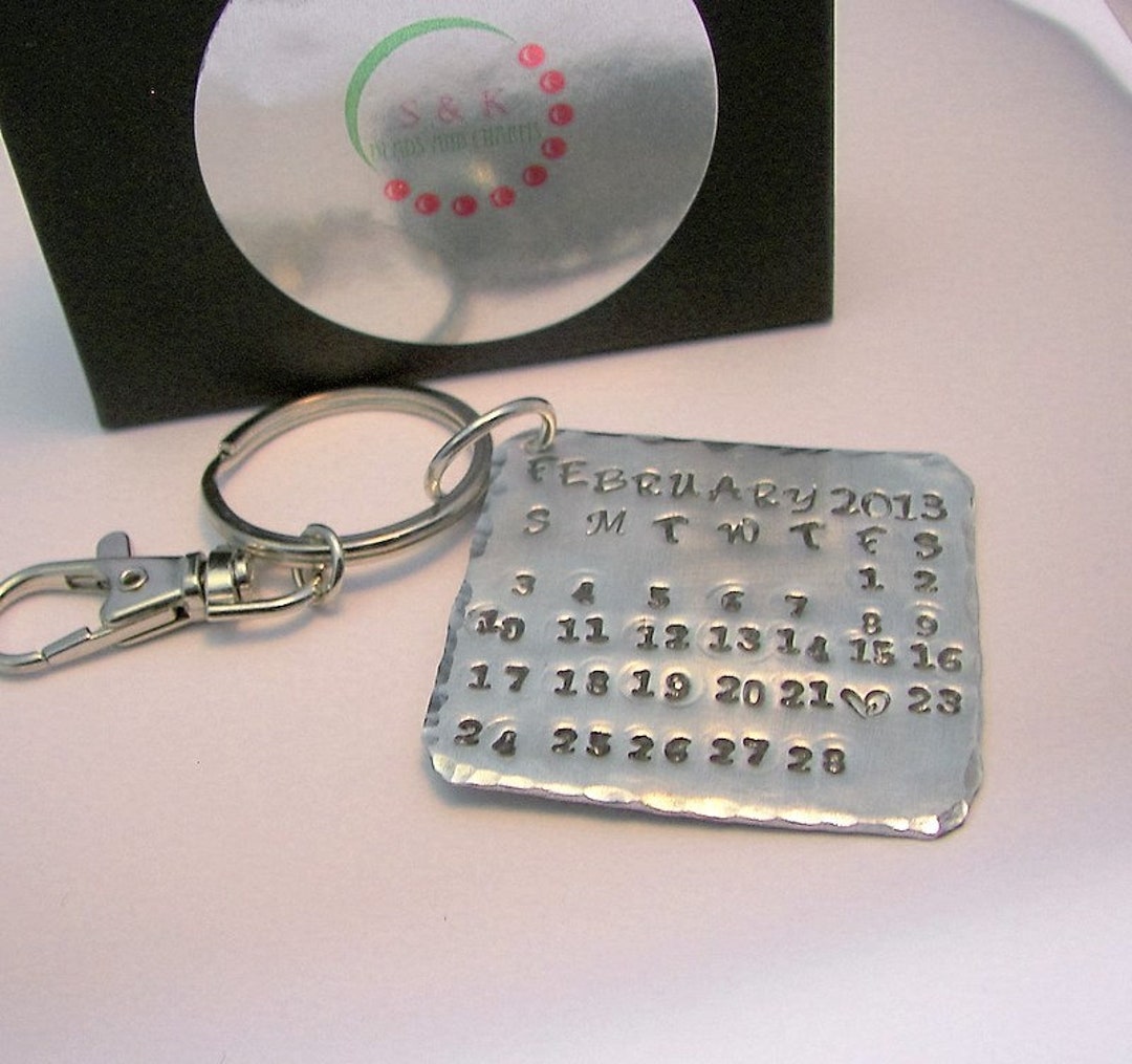 Personalized Anniversary Date Key Ring, Calendar Date Keychain ...