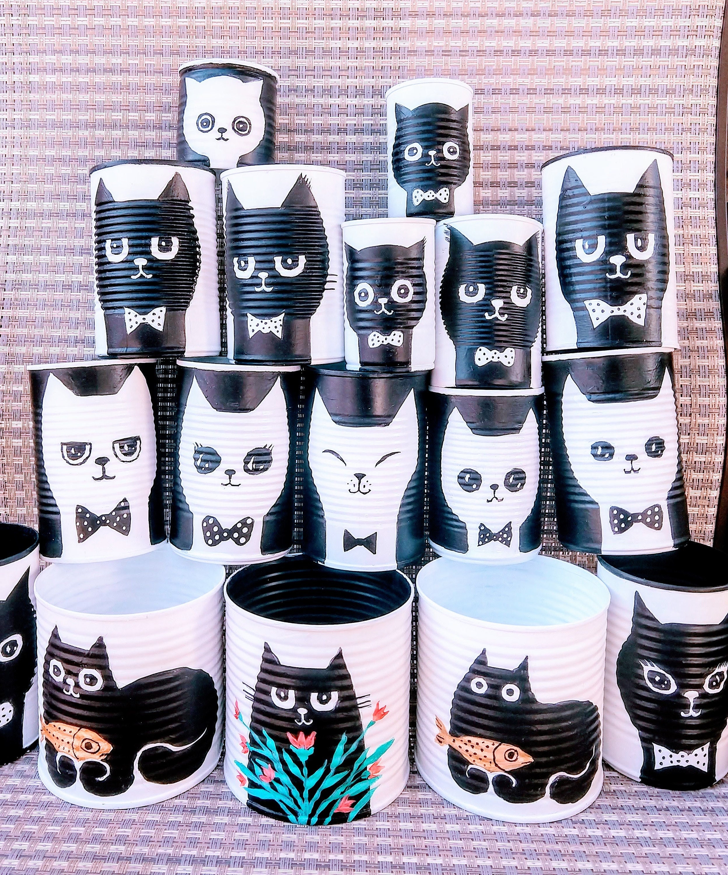 Hand Painted Tin Cans With Cute Cats, Recycled Tins, Small Storages ...