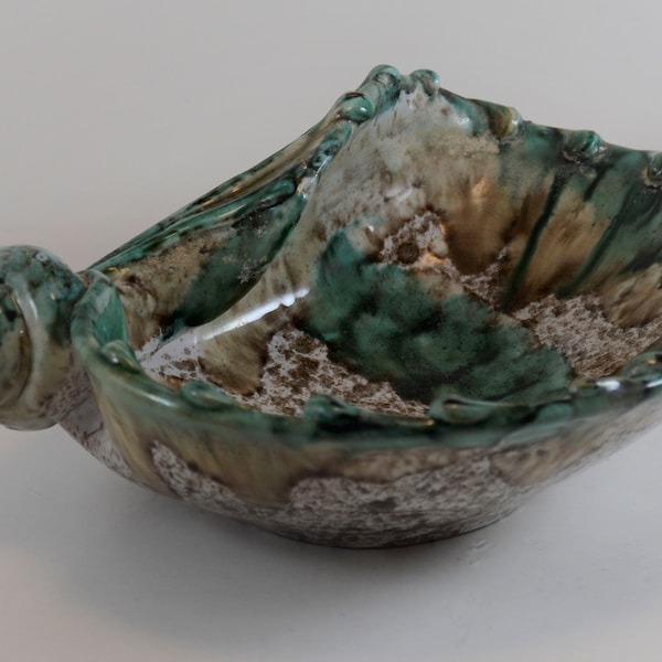 Pottery Shell Bowl - Etsy