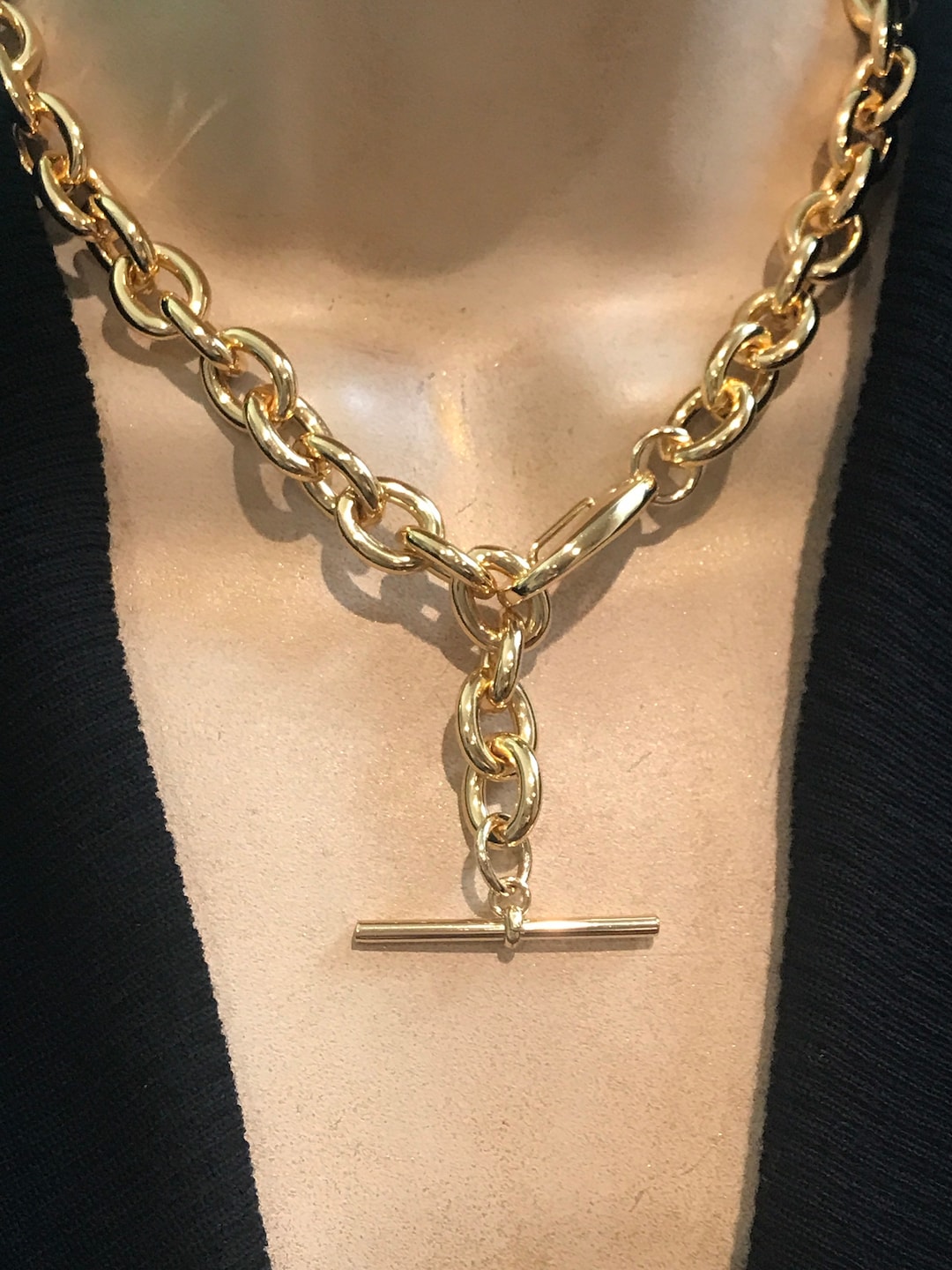 Chunky Gold Toggle Necklace - Etsy