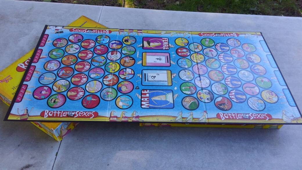Vintage Adult Board Game Battle Of The Sexes Complete By University