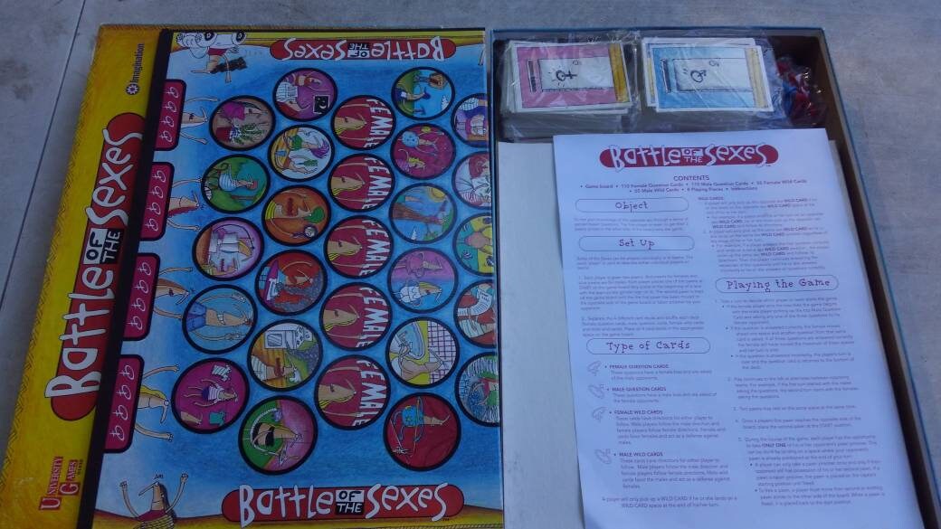 Vintage Adult Board Game Battle Of The Sexes Complete By University