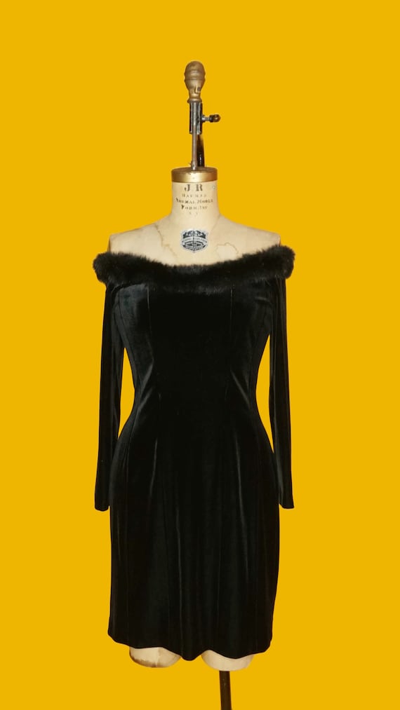 1990s-Y2K ALEX EVENINGS Faux Fur Shag Black Trim Long… - Gem