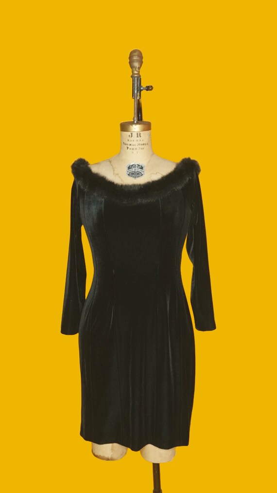 1990s-Y2K ALEX EVENINGS Faux Fur Shag Black Trim Long… - Gem