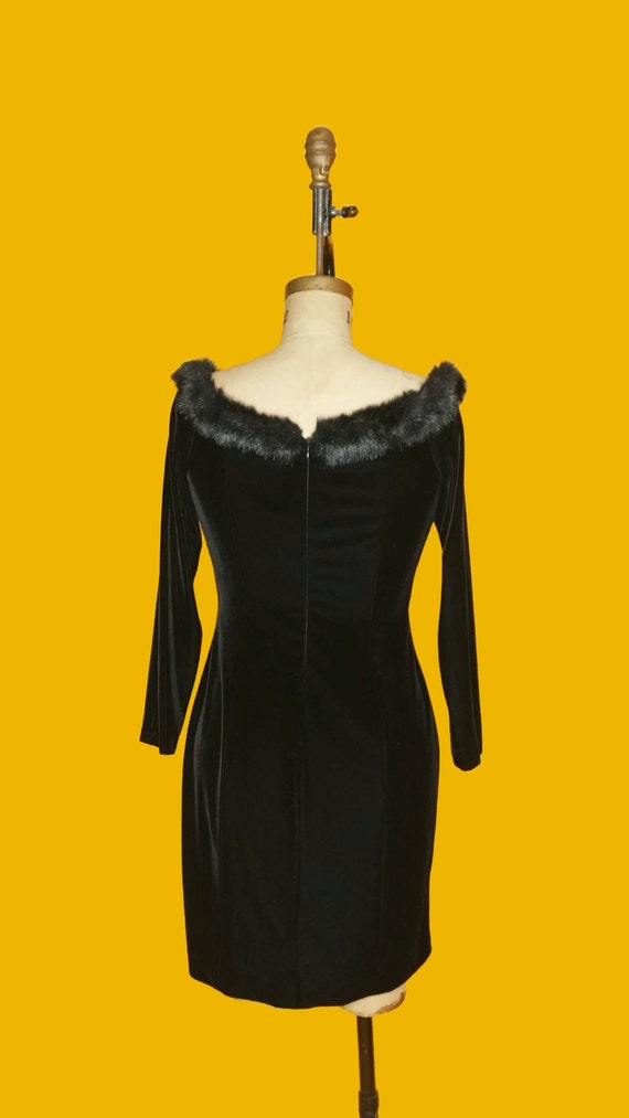 1990s-Y2K ALEX EVENINGS Faux Fur Shag Black Trim Long… - Gem