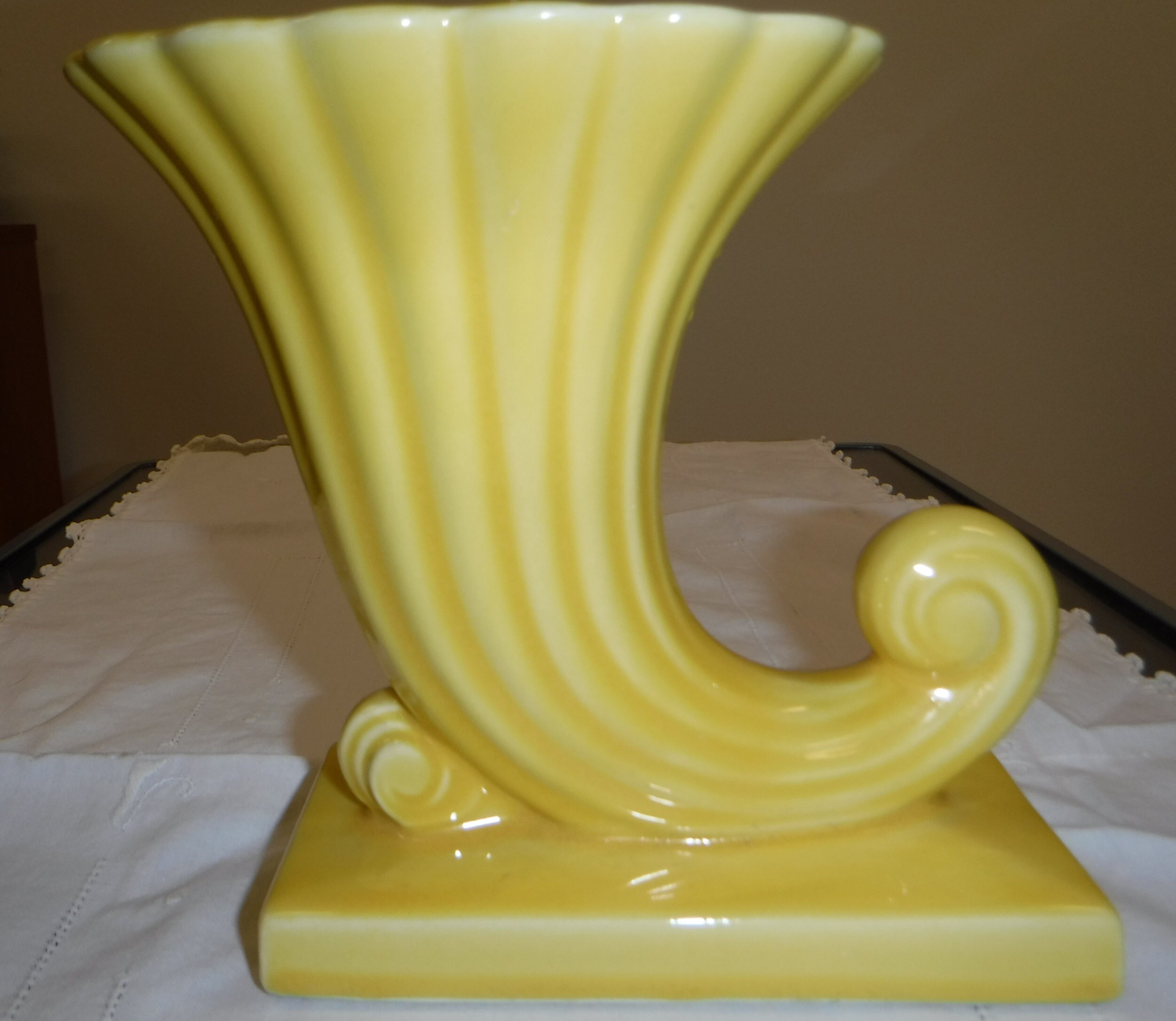 Home & Living Home Décor Vases Butter Yellow Vintage Cornucopia Vase ...