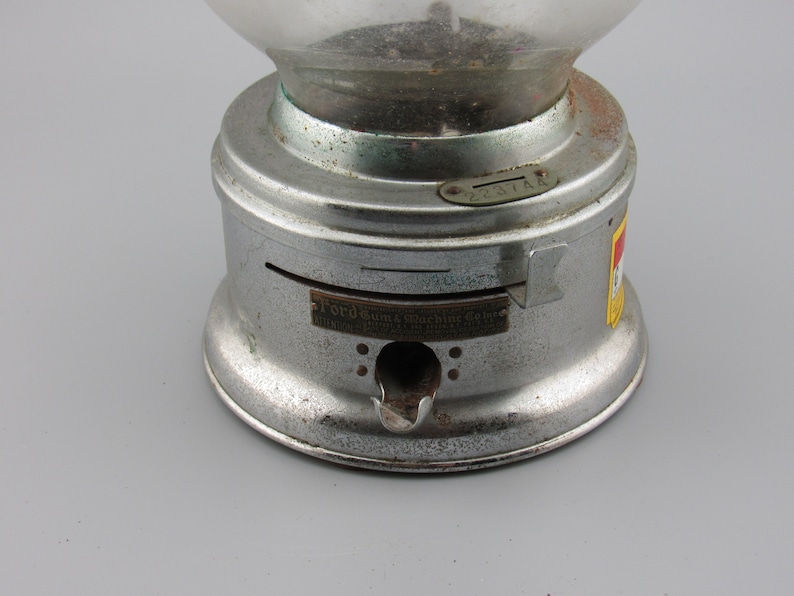 Vintage Gumball Machine - Etsy
