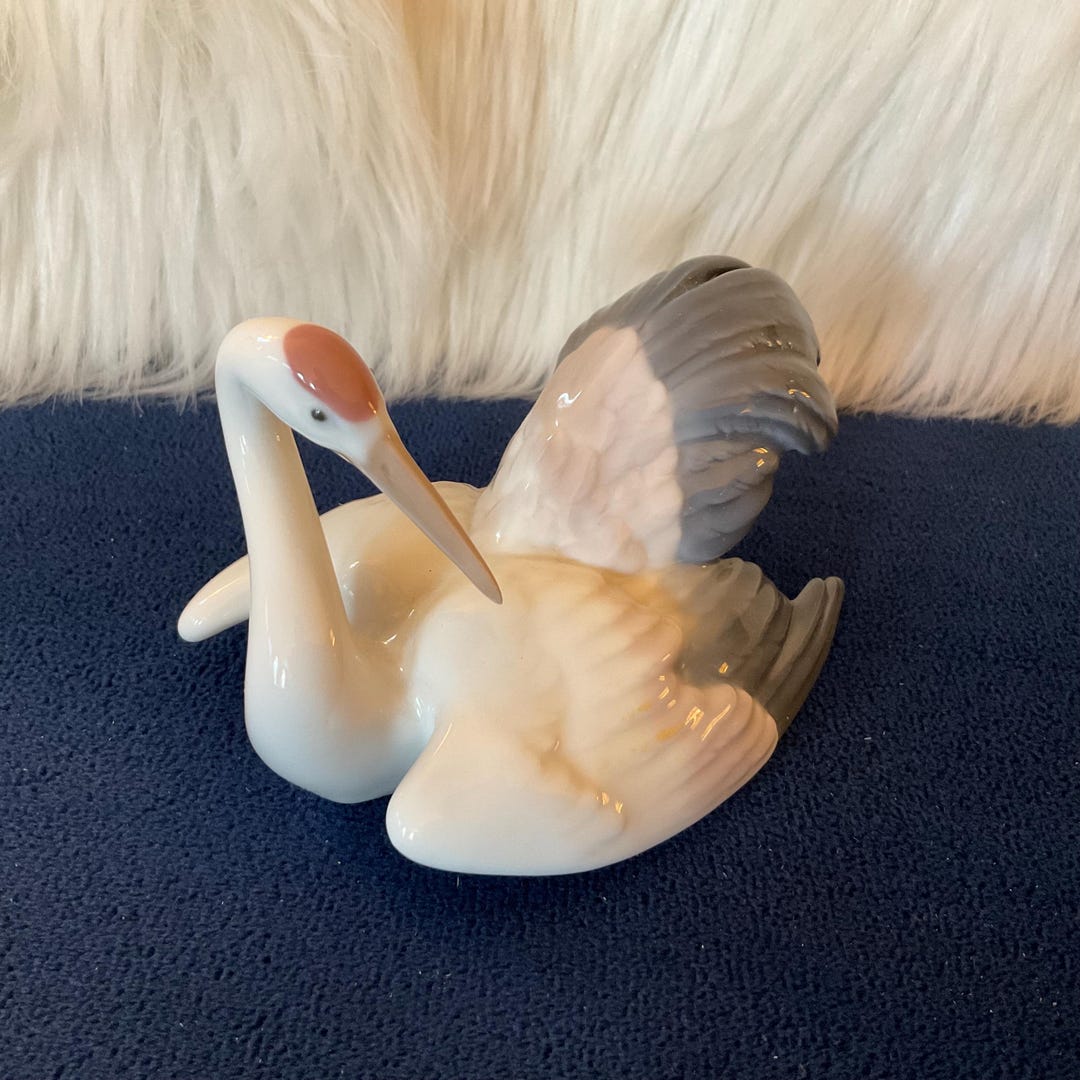 Lladro Nesting Crane 1599 W/original Box - Etsy