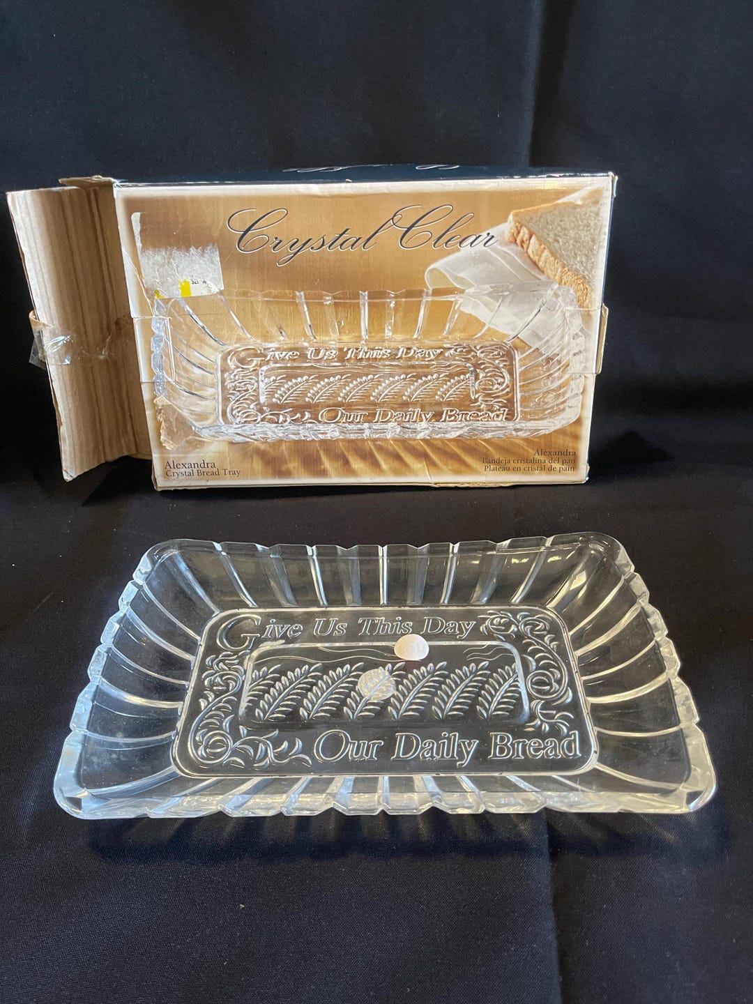 Crystal Clear Alexandria Bread Tray - Etsy