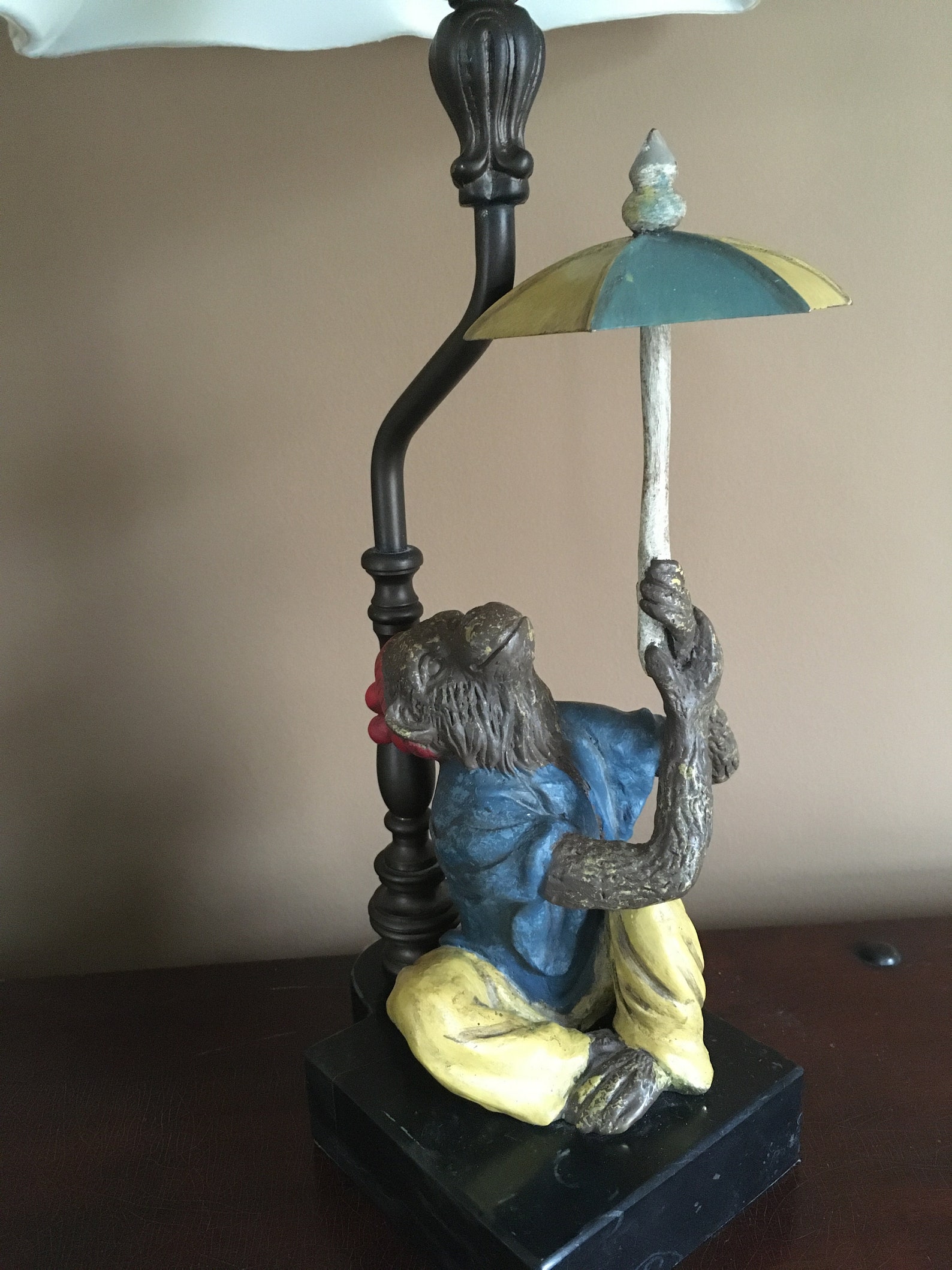 Monkey holding umbrella lamp table lamp | Etsy