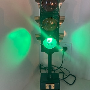 Vintage Bar Stoplight Lamp| Traffic Light Lamp| Bar Decor - Etsy