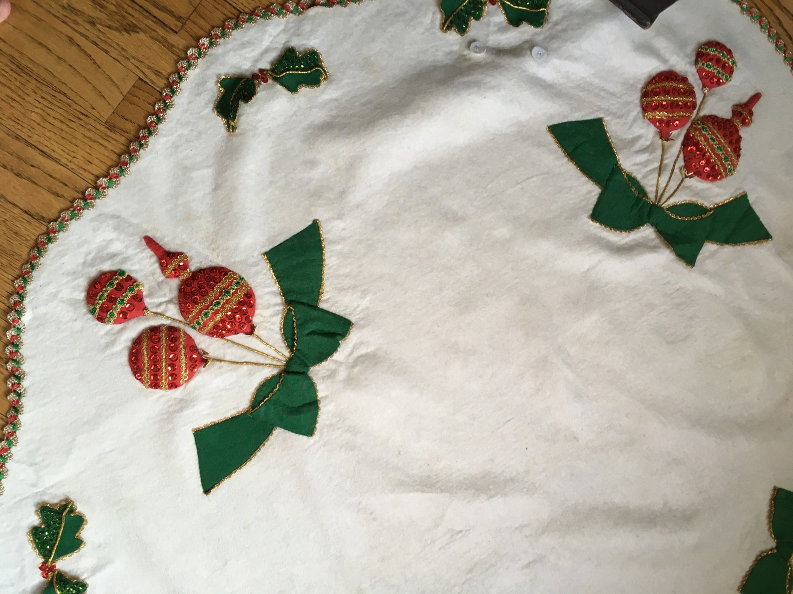 Vintage Tree Skirt Retro Tree Skirt Sequin Christmas - Etsy