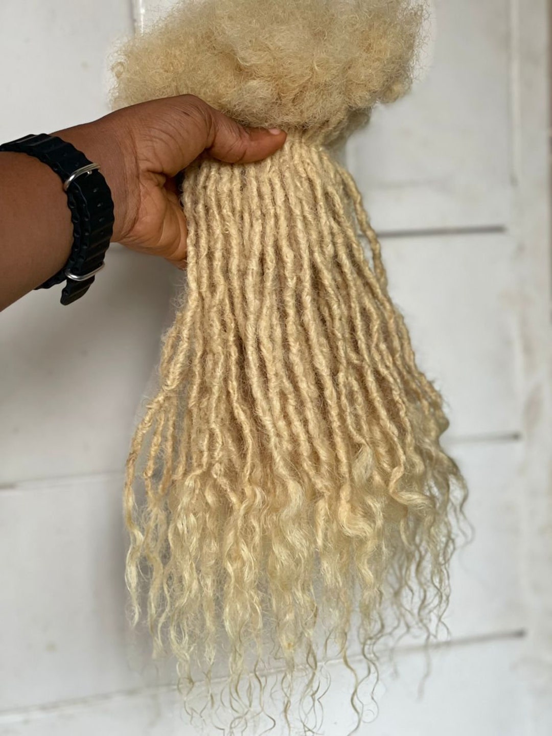 130 Blonde Anwi Curly Tip Human Hair Dreadlock Extensions in Sizes 0 ...