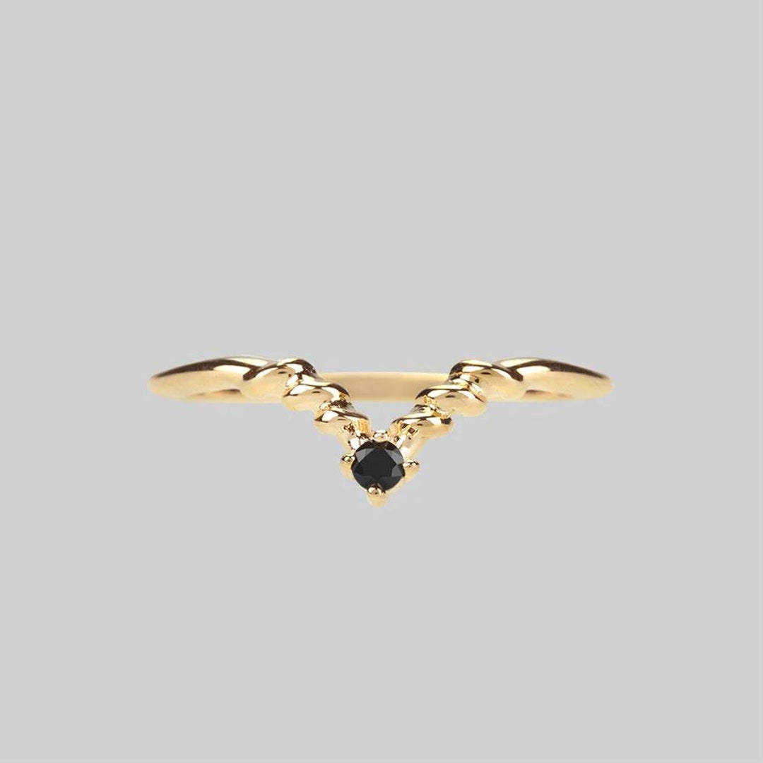 Black Spinel Ring, 10K Solid Gold Curved Wedding Band, Black Spinel ...
