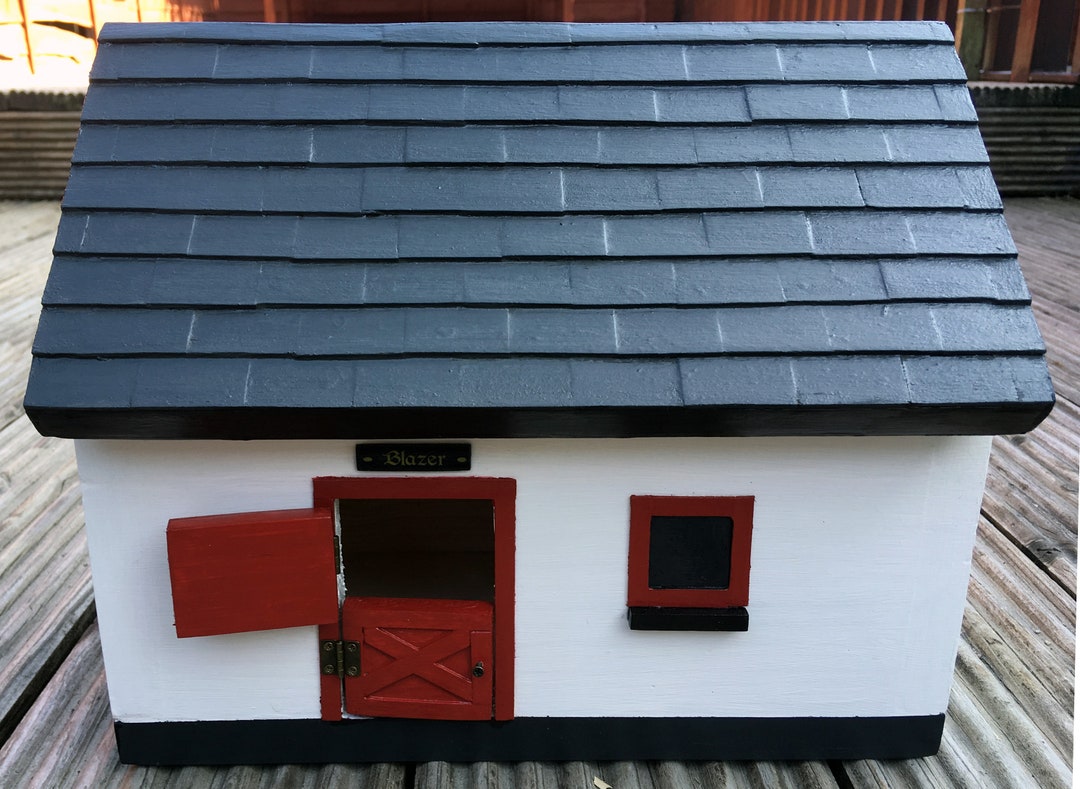 Horse Stable Style Birdhouse Horses Garden Birds - Etsy