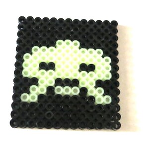 Perler Beads Set of 6 Glow in the Dark Space Invaders Coasters - Etsy