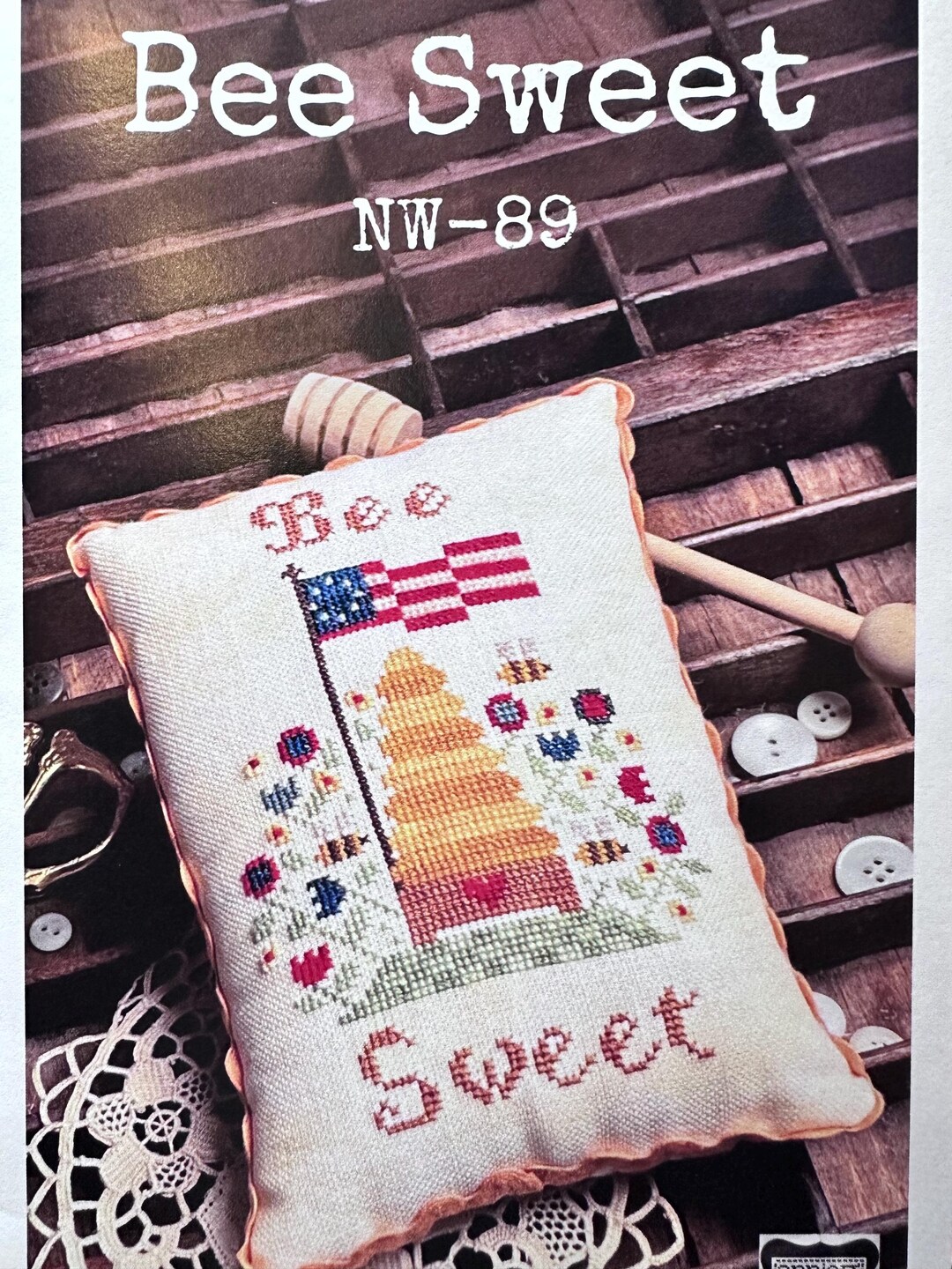 Annie Beez Folk Art Bee Sweet - Etsy