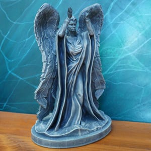 Figurine Statue of Meridia From the Mountainous Expanses of Skyrim ...