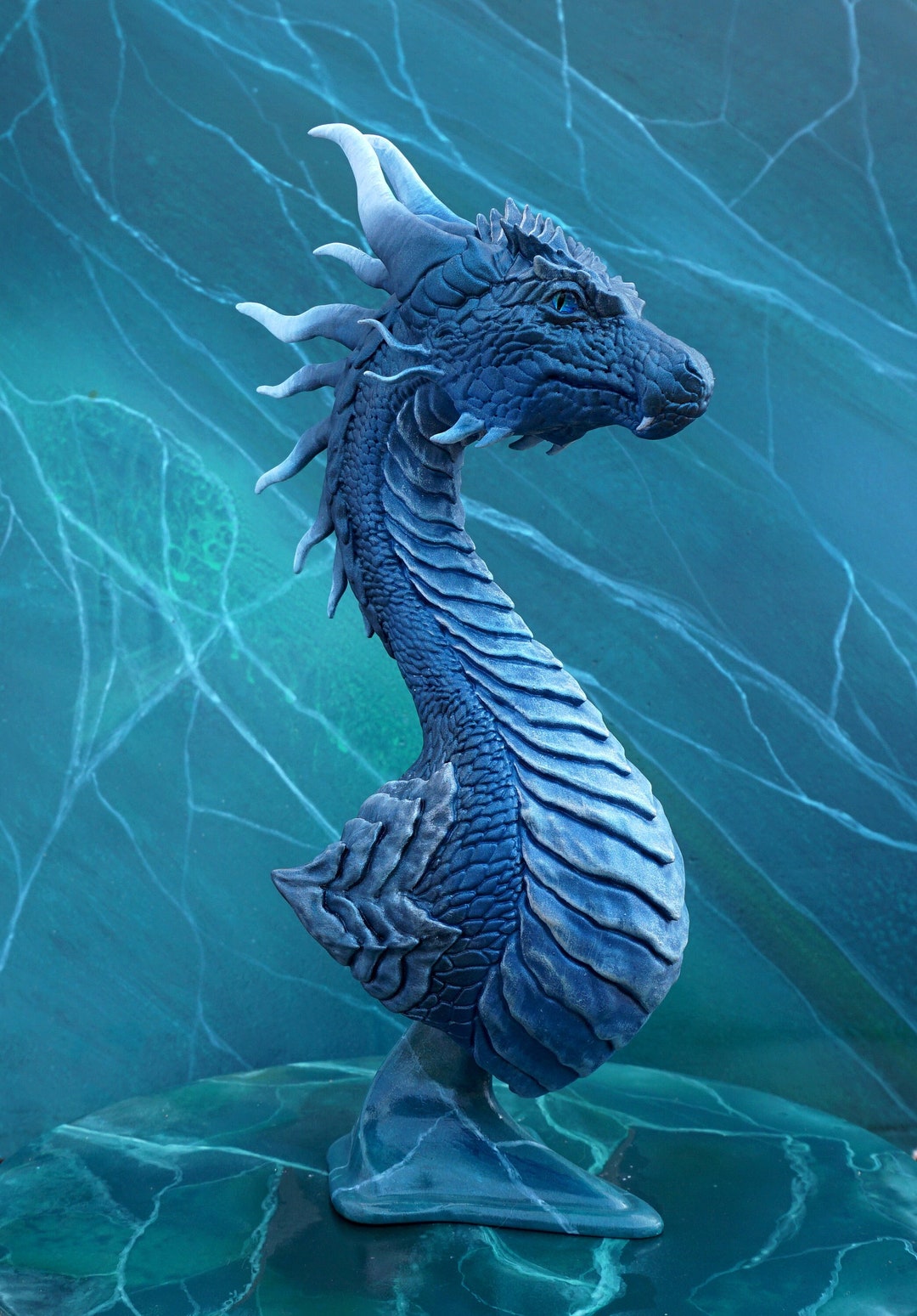 Sapphira Bjartskular. Blue. Eragon. Table Dragon. Sculpture. Fantasy ...