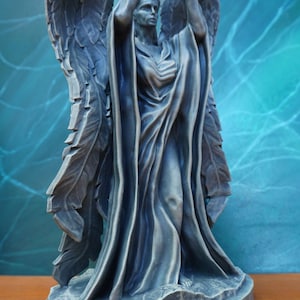 Figurine Statue of Meridia From the Mountainous Expanses of Skyrim ...