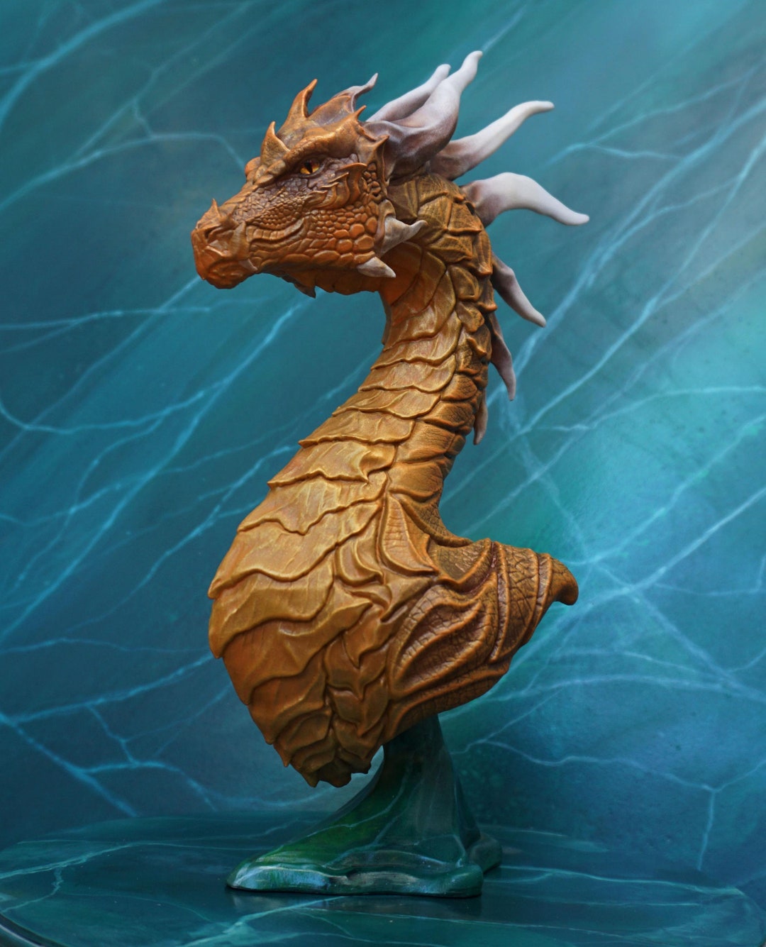 Glaedr Dragon Sculpture: Hand-painted Eragon Fan Art - Etsy