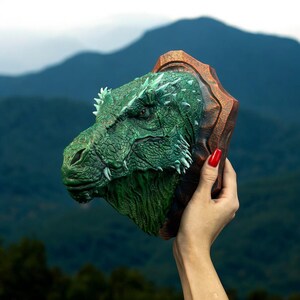 Vhagar Dragon Head Wall Mount, Realistic Sculpture - Etsy