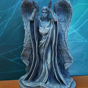 Figurine Statue of Meridia From the Mountainous Expanses of Skyrim ...