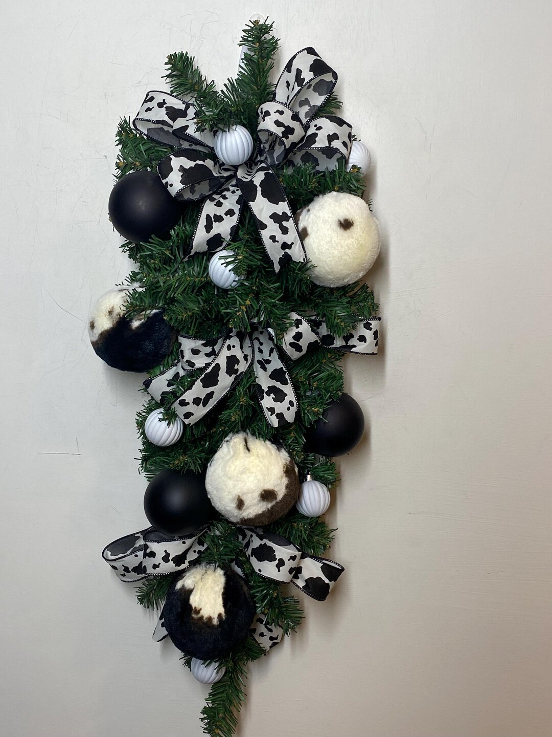 Cow Swag for Front Door , Cow Decor - Etsy