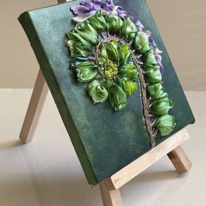 The Fibonacci Curve of Developing Flower/silk Ribbons Embroidery ...