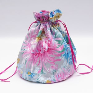 Drawstring Dilly Bag PDF Pattern With Six Internal Pockets; Drawstring ...