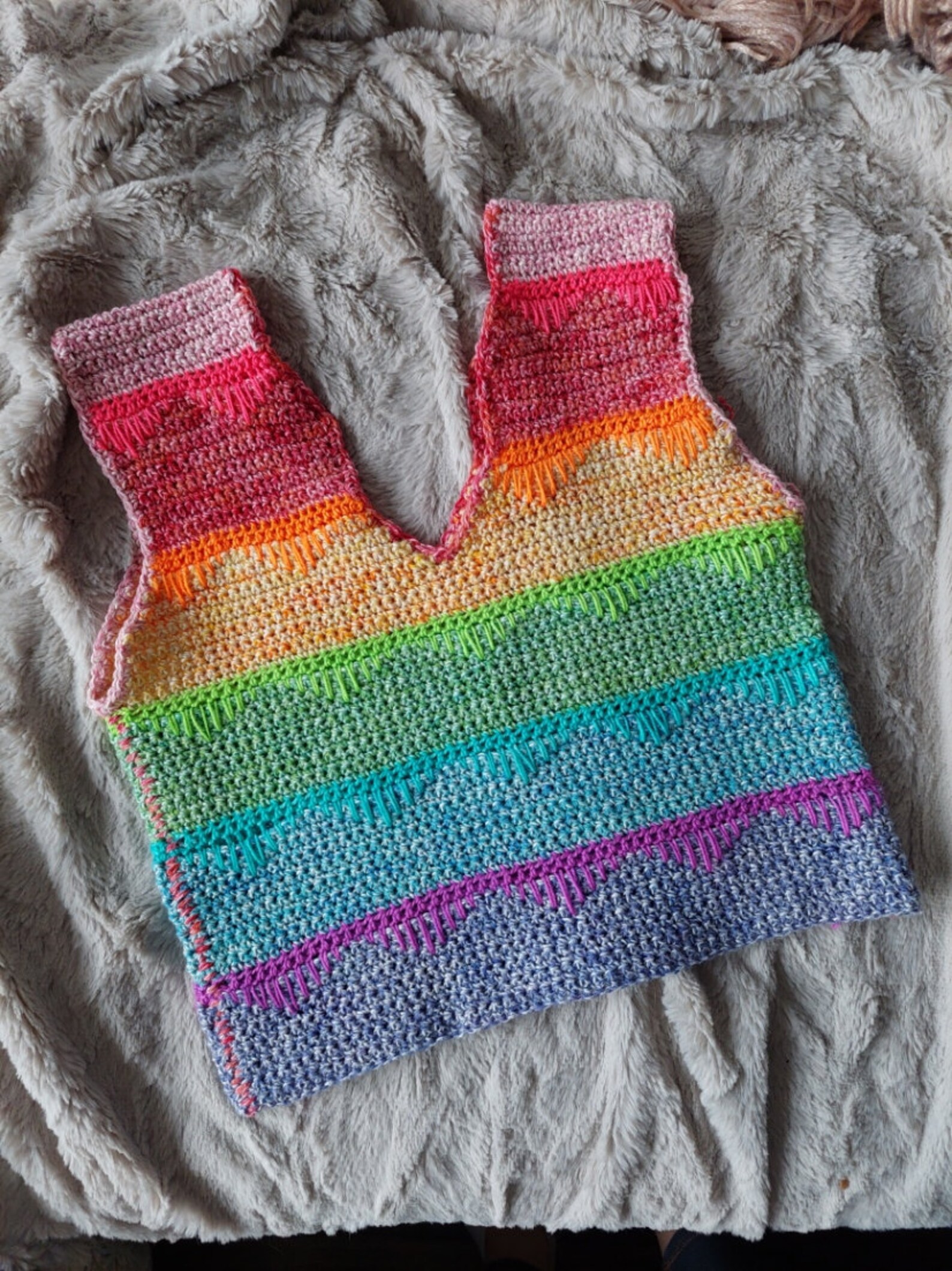 Striped Vest CROCHET PATTERN / Cute Winter Vest / Rainbow - Etsy