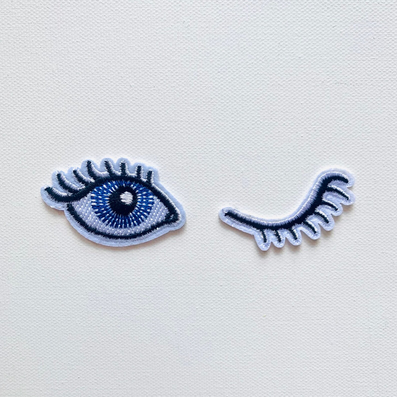 SET Patch Eye Winking Twinkeling Embroidery 1a-quality Ironing - Etsy