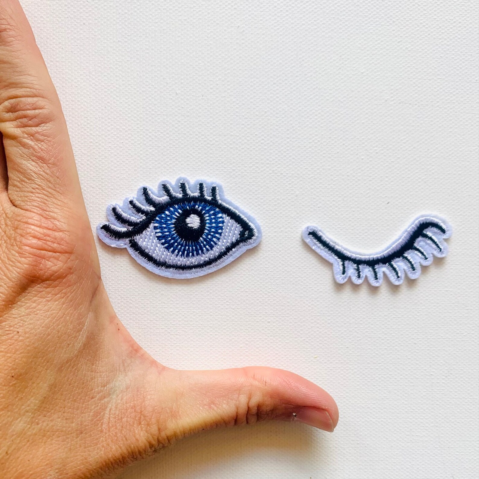 SET Patch Eye Winking Twinkeling Embroidery 1a-quality Ironing - Etsy