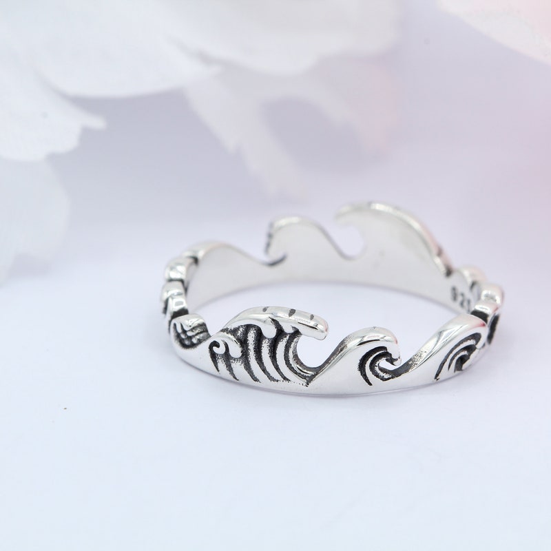 Wave Ring - Etsy