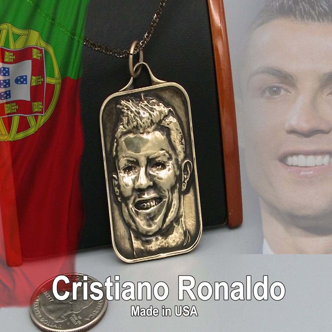Cristiano Ronaldo Necklace - Etsy
