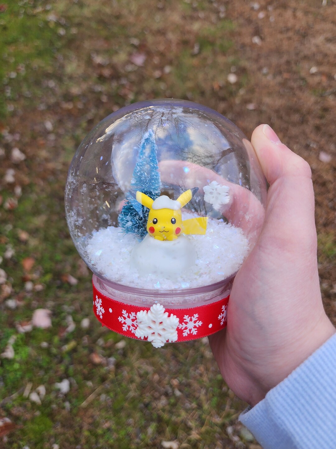 PKMN Snow Pikachu Snow Globe - Etsy