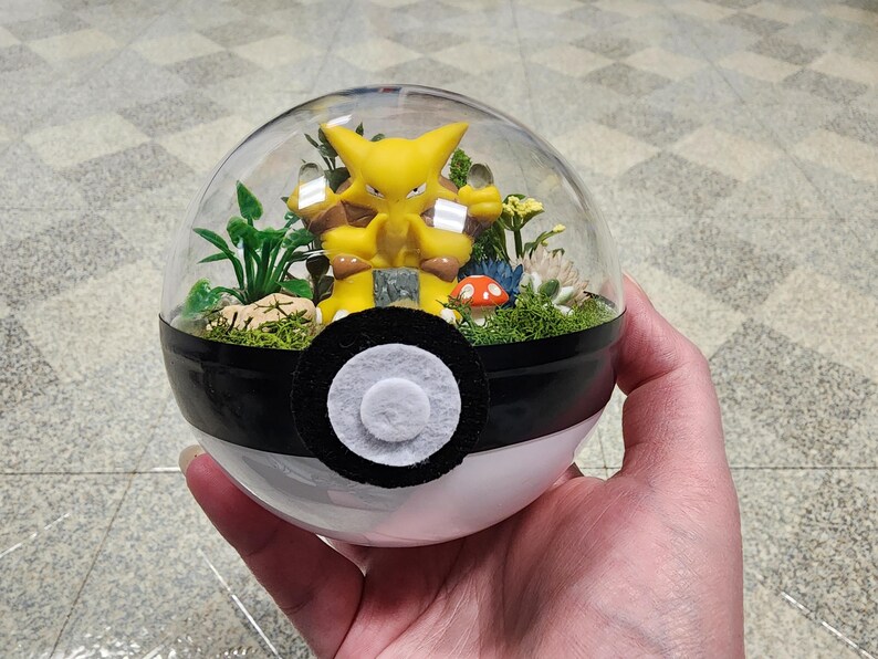 Pokepal | Alakazam 4" Poké Ball Terrarium - Etsy