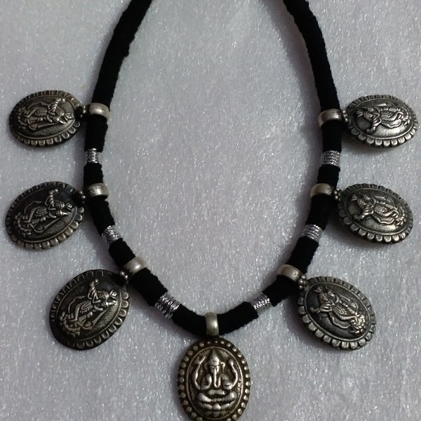 Thread Necklace - Etsy