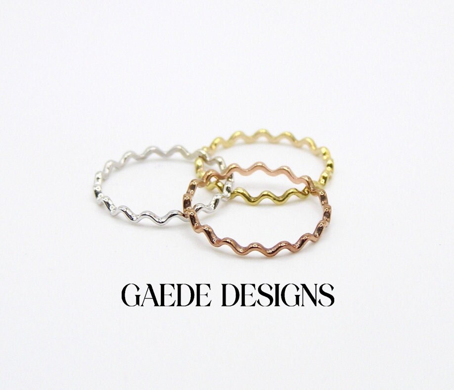 14K Gold Minimalist Stacking Ring, Custom Wave Band - Etsy