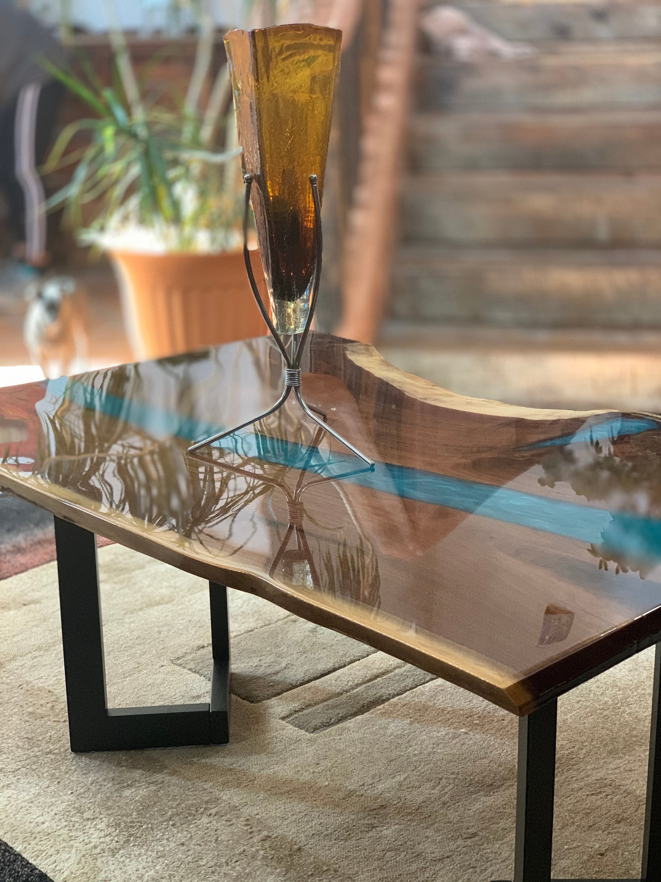 Table basse à bords vivants en résine époxy Bois dérable | Etsy