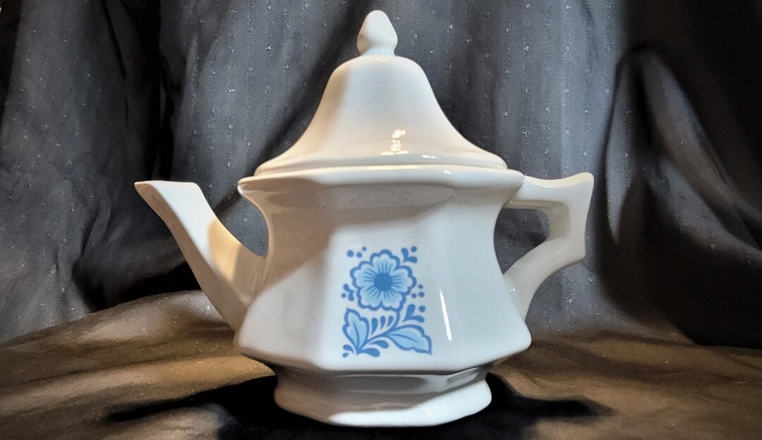 Teapot Avon Vintage 1972 - Etsy