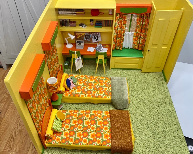 Barbie Goes to College Dorm Room Diorama - Etsy