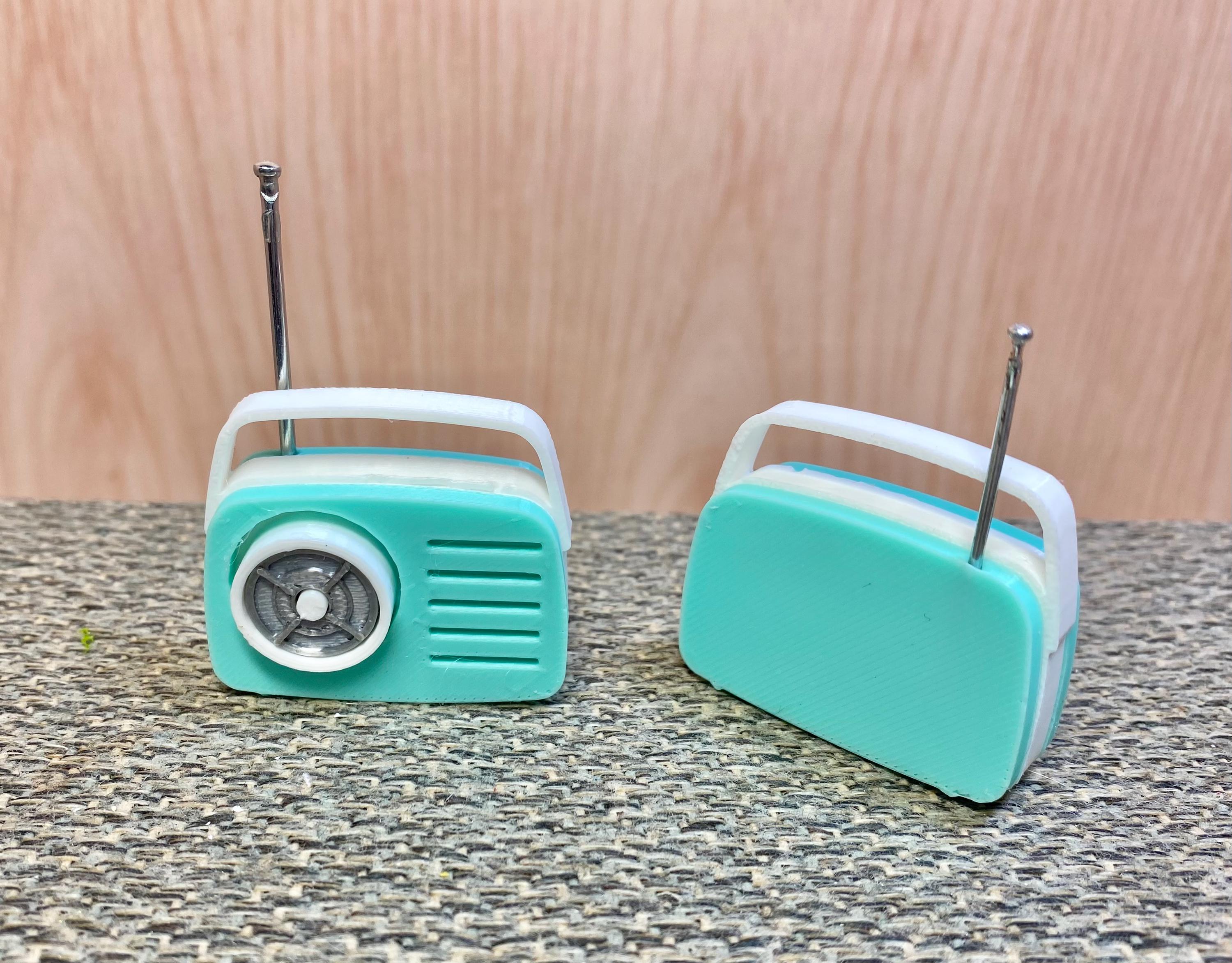 1:6 Scale Portable Radio for Dolls - Etsy