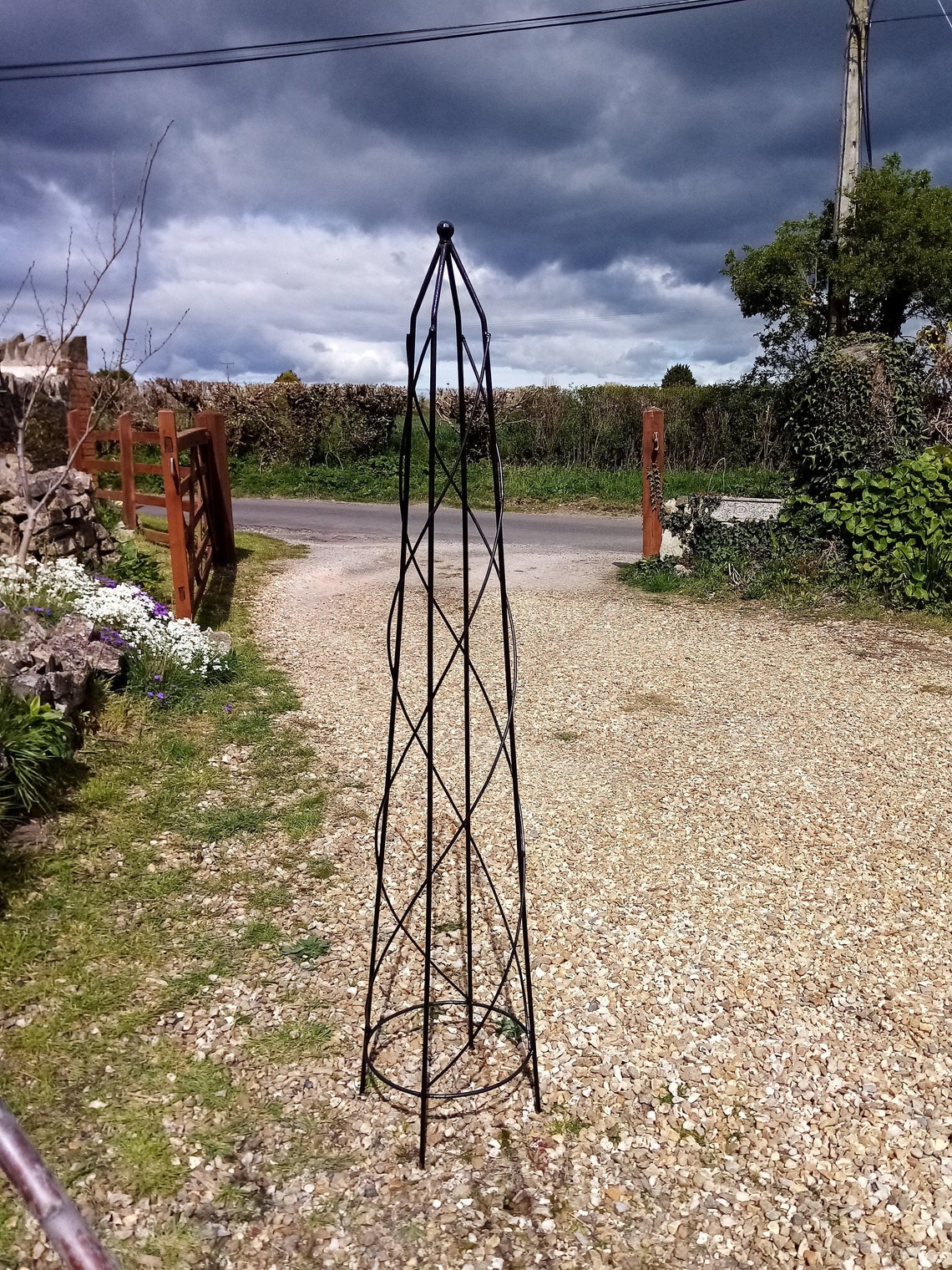 Spiral Rose Obelisk | Etsy